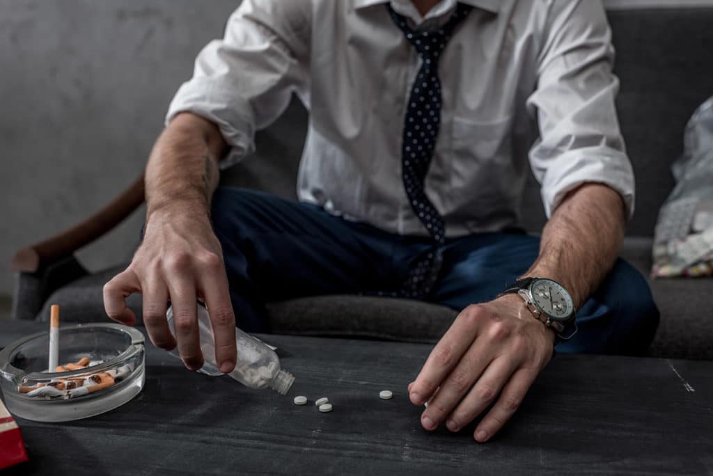 What is Roxicodone or Roxy and Its Addictive Qualities? - Coastal Detox